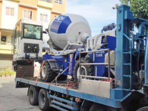 Self Loading Concrete Mixers Can Self-Loading, Mixing, And Discharging