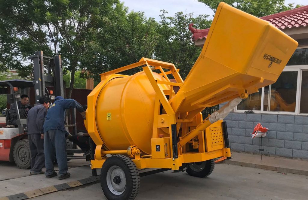Large Portable Concrete Mixer - Low Investment and Portable Movement